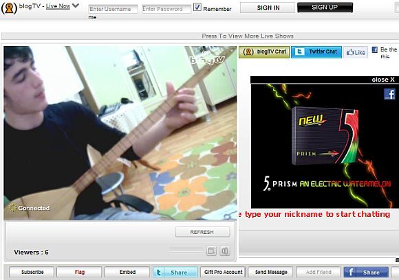 7 Websites Where You Can Listen to a Live Music Band