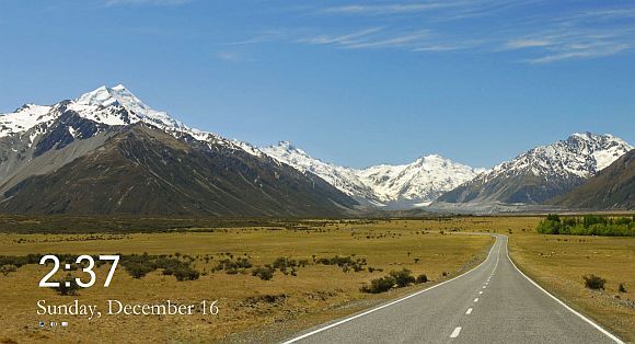 Make Windows Display Useful Information Even When You're Not Using It