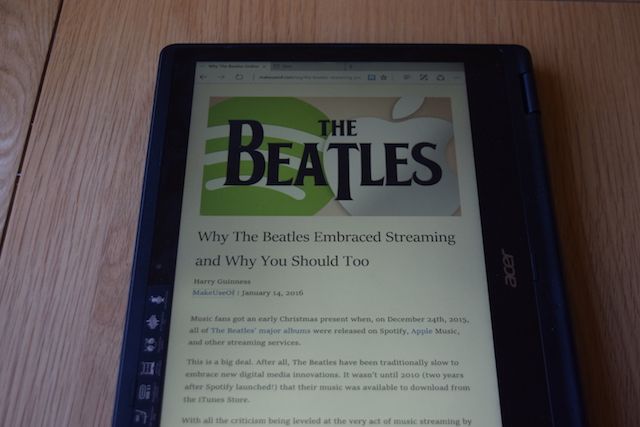 5 Reasons to Buy a 2-in-1 Windows 10 Laptop