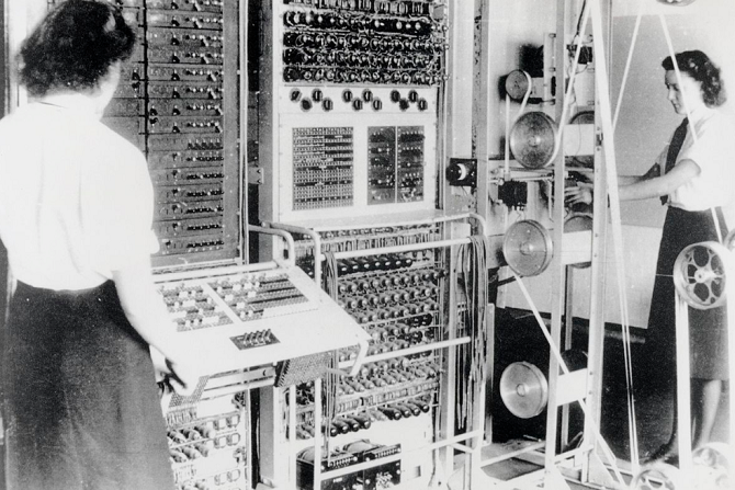 Who Invented the First Computer and When? We Investigate