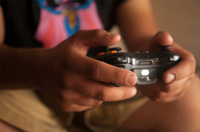6 Real-Life Video Game Injuries and How to Avoid Them