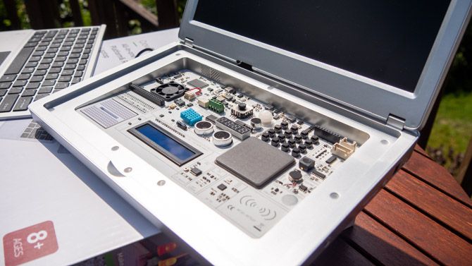 CrowPi 2 Is The Raspberry Pi Laptop and Electronics STEAM Workshop You ...