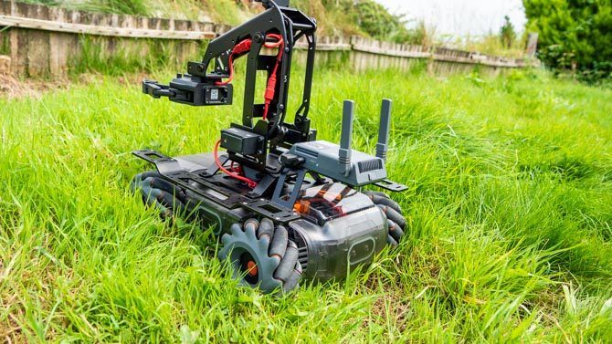 The New DJI Robot is Insane: Introducing the Robomaster EP Core