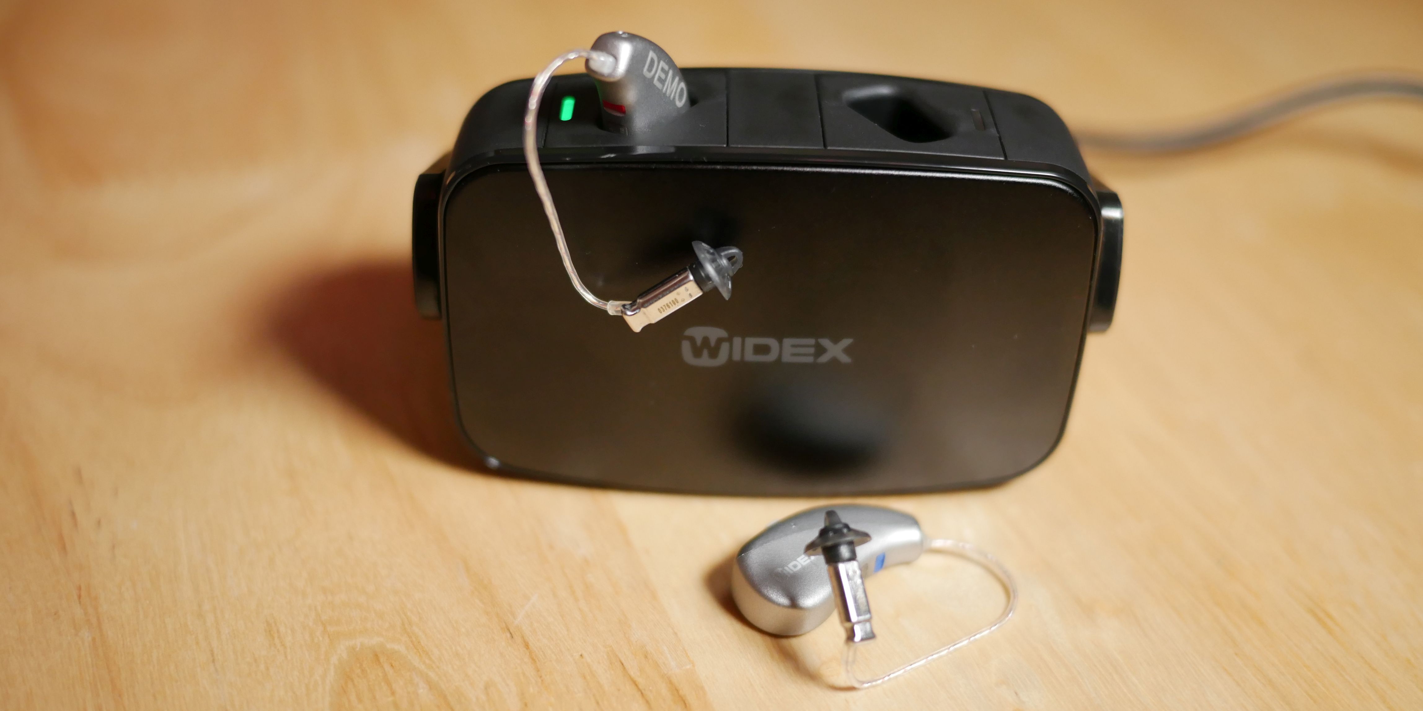 Widex MOMENT: Rechargeable Hearing Aids With Dual Processors