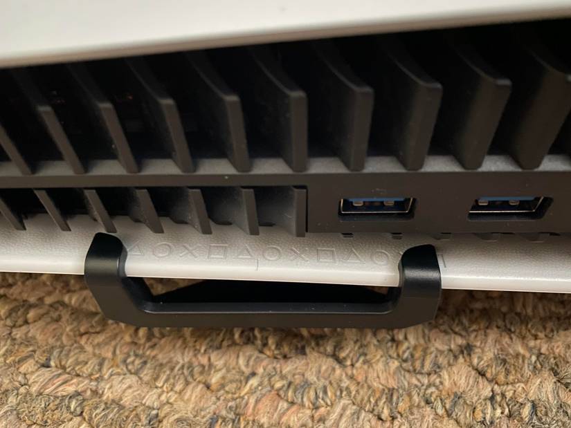 How to Turn Your PS5 From Vertical to Horizontal (and Vice Versa)