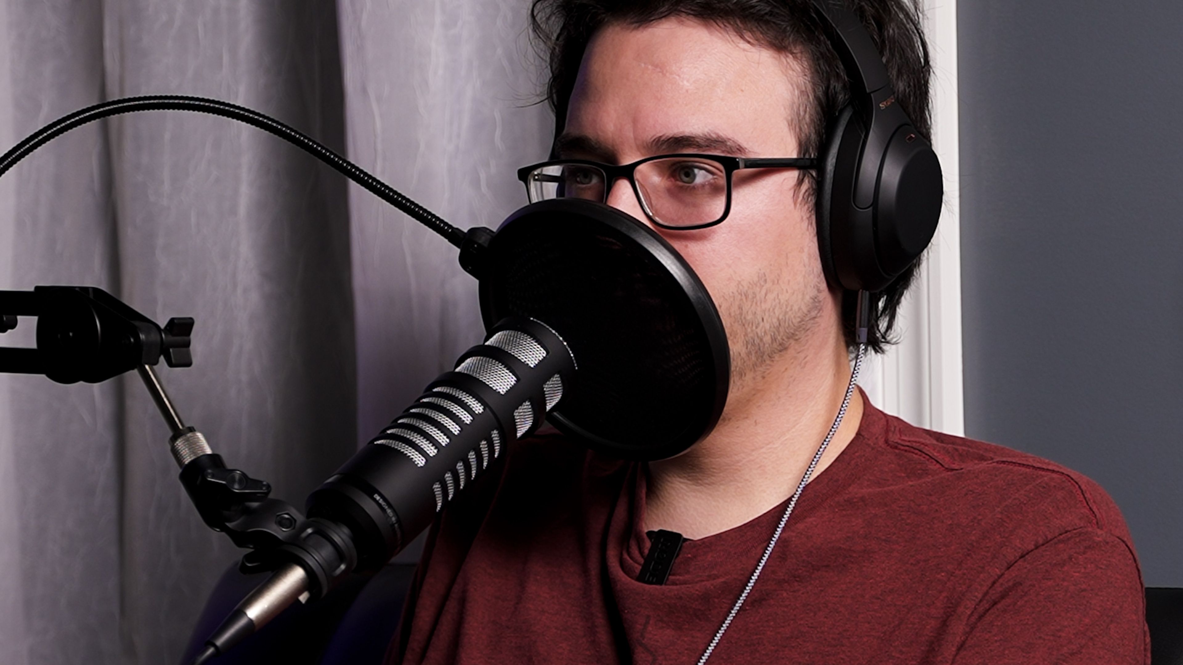 512 Audio Limelight: Dynamic XLR Microphone That Handles Noisy Rooms Well
