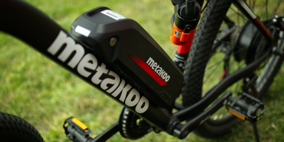 Metakoo Cybertrack 300 eBike Review: A Mountain Bike for Urban ...