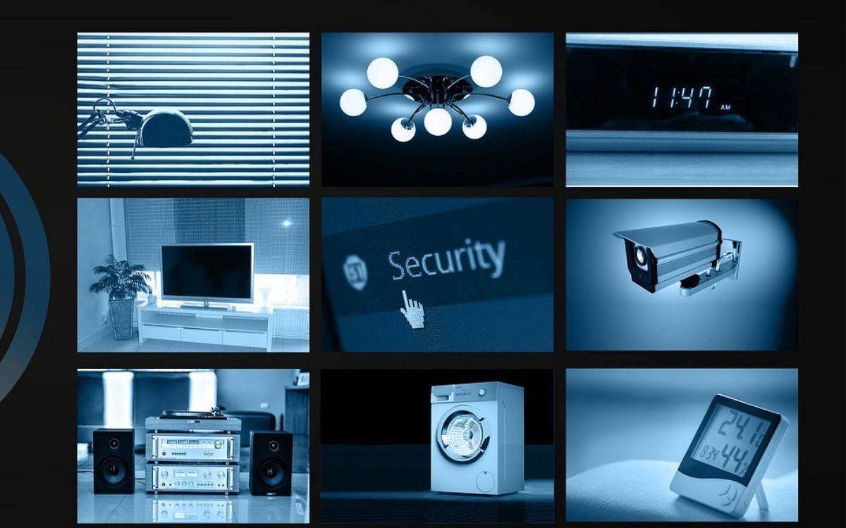 Smart Homes and Moving: Everything You Need to Know