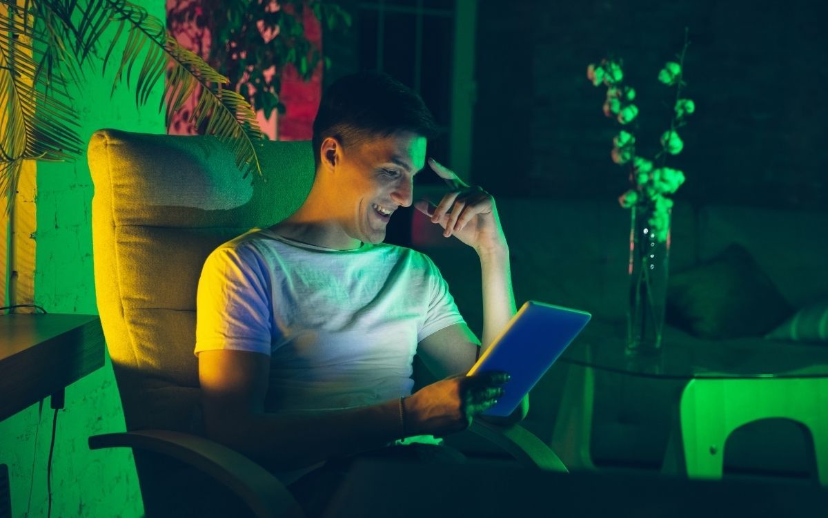 5 Ways to Relax With a Smart Home