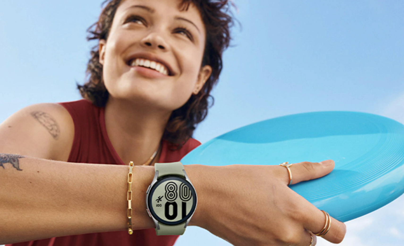 Last-Minute Holiday Deals: Samsung Wearables for the Whole Family