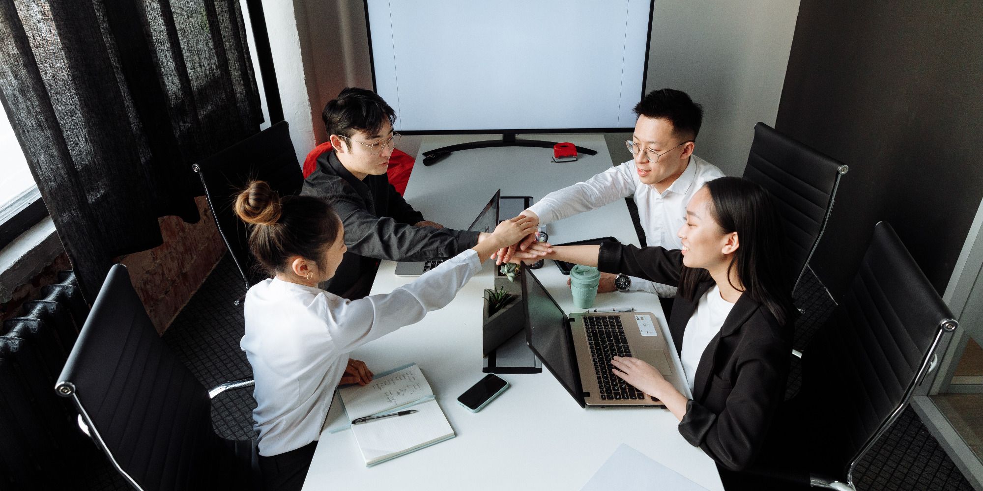 The 11 Best Workplace Resolutions You Can Keep This New Year