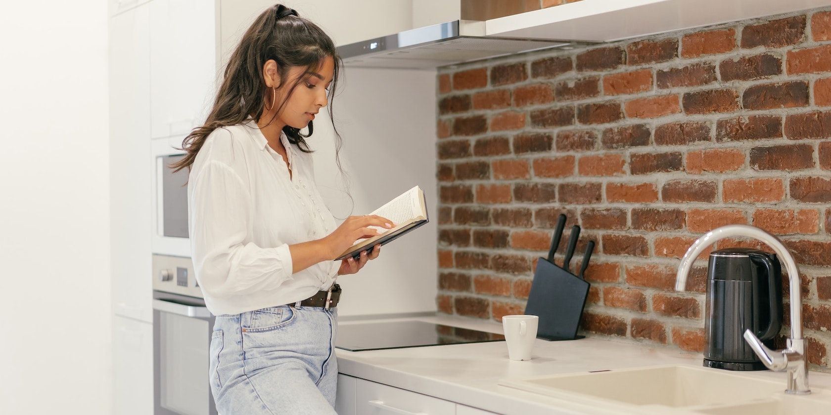 What Is Gap Reading, and How Can It Help You Read More?