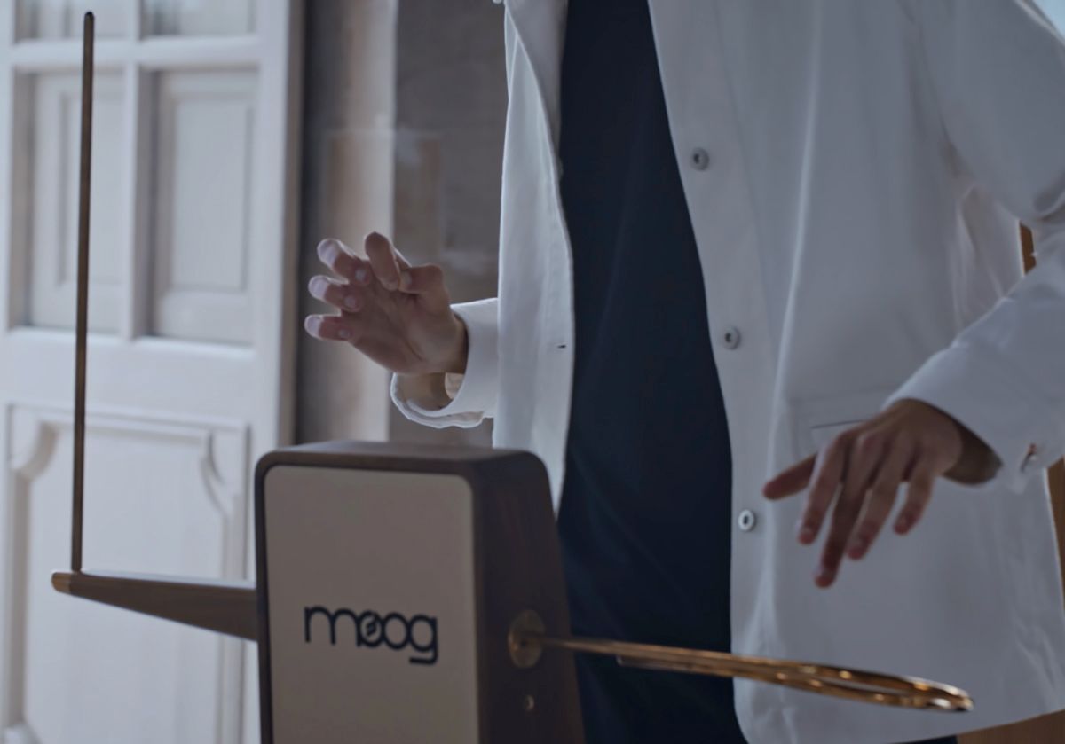 The Singing Capacitor: How a Theremin Works