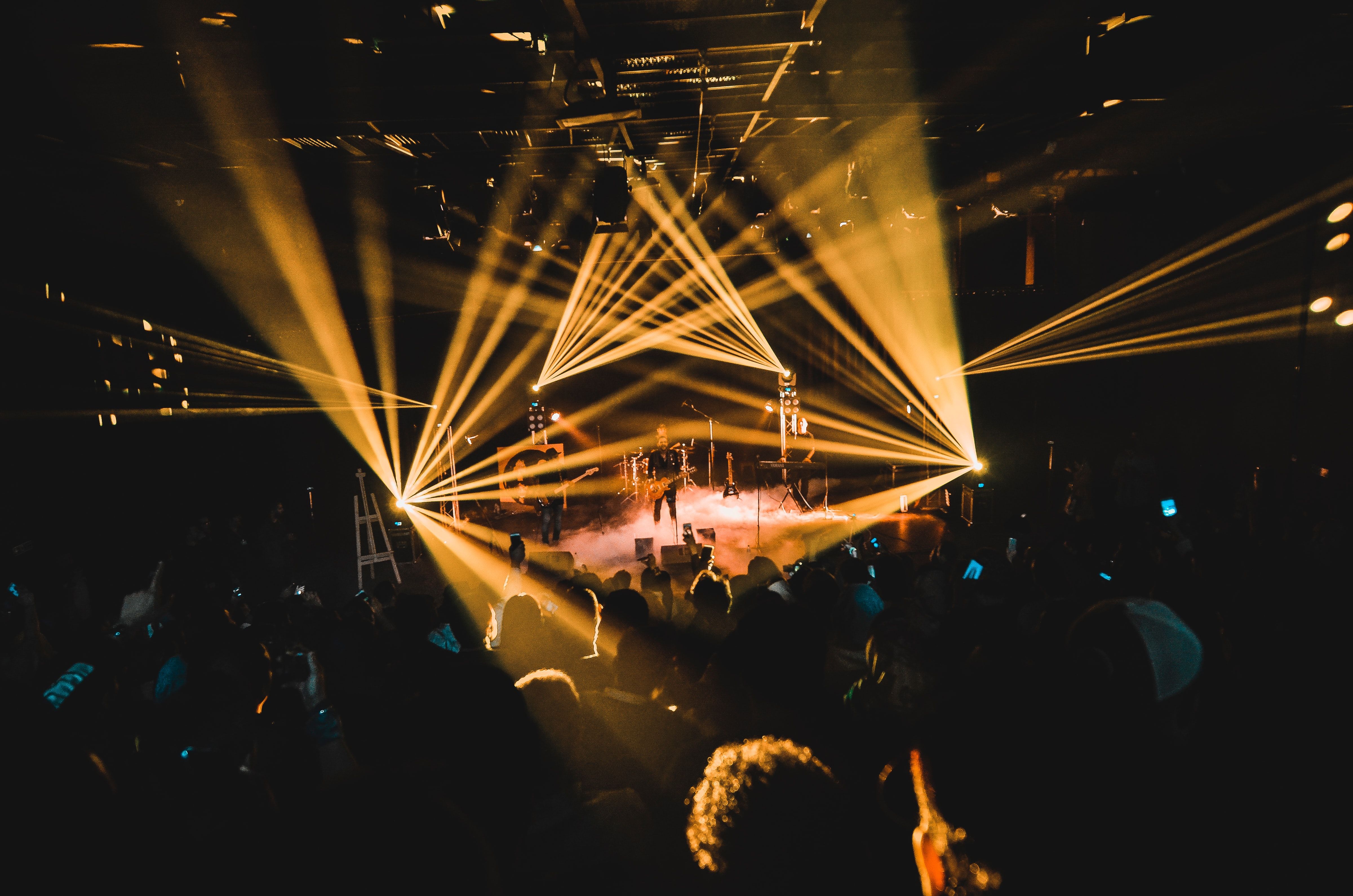 8 Stage Photography Tips: Concerts, Theater Productions, and More