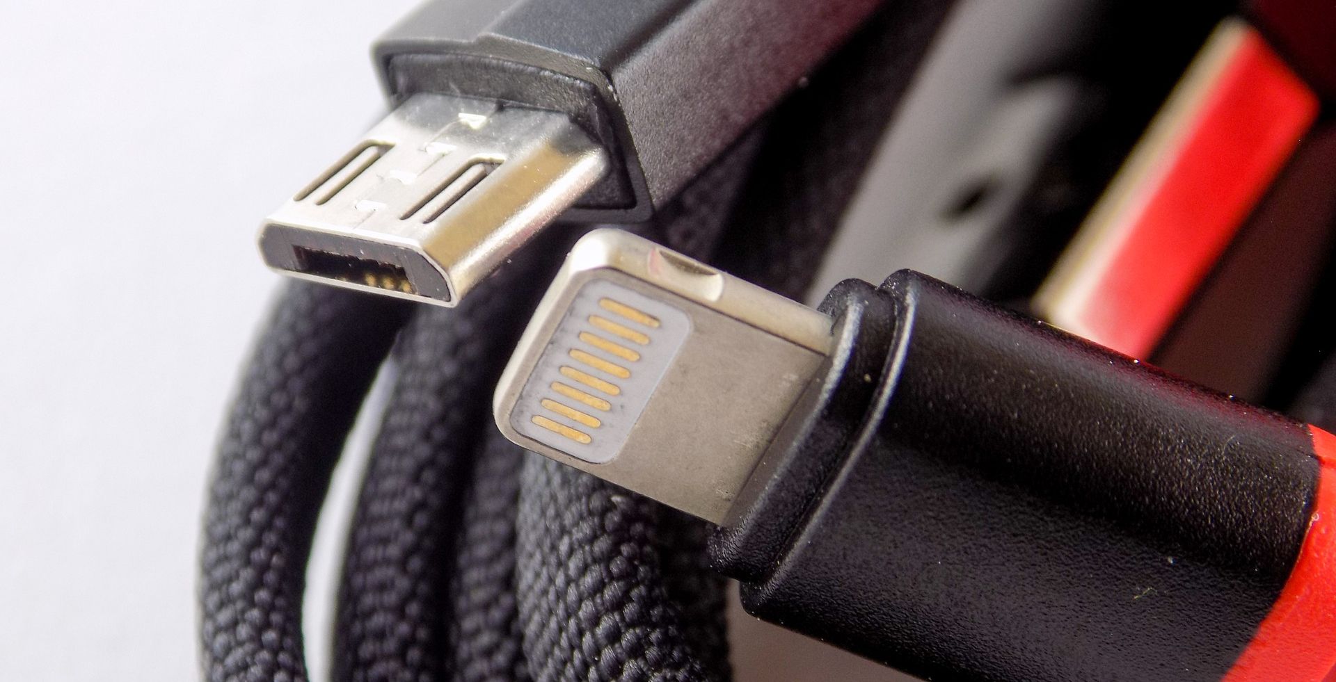 Top 7 Specs to Check Before Buying a Bluetooth Speaker