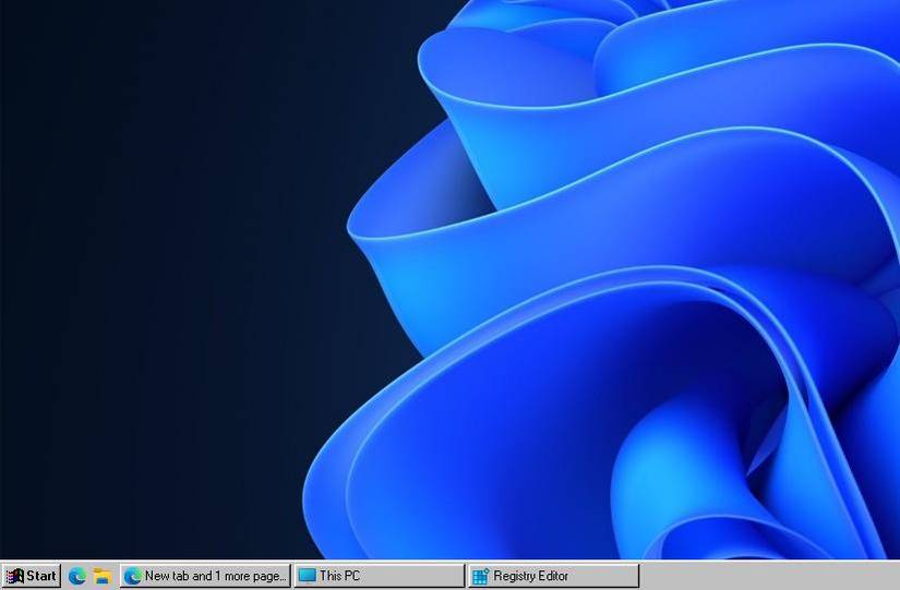 How to Revive the Windows 95 and XP Taskbars in Windows 11