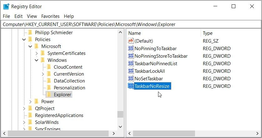 How to Prevent Others From Moving or Resizing the Windows Taskbar