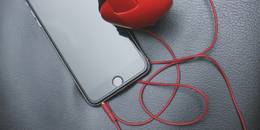 Apple Was Right To Get Rid Of The 3 5mm Headphone Jack Here s Why 