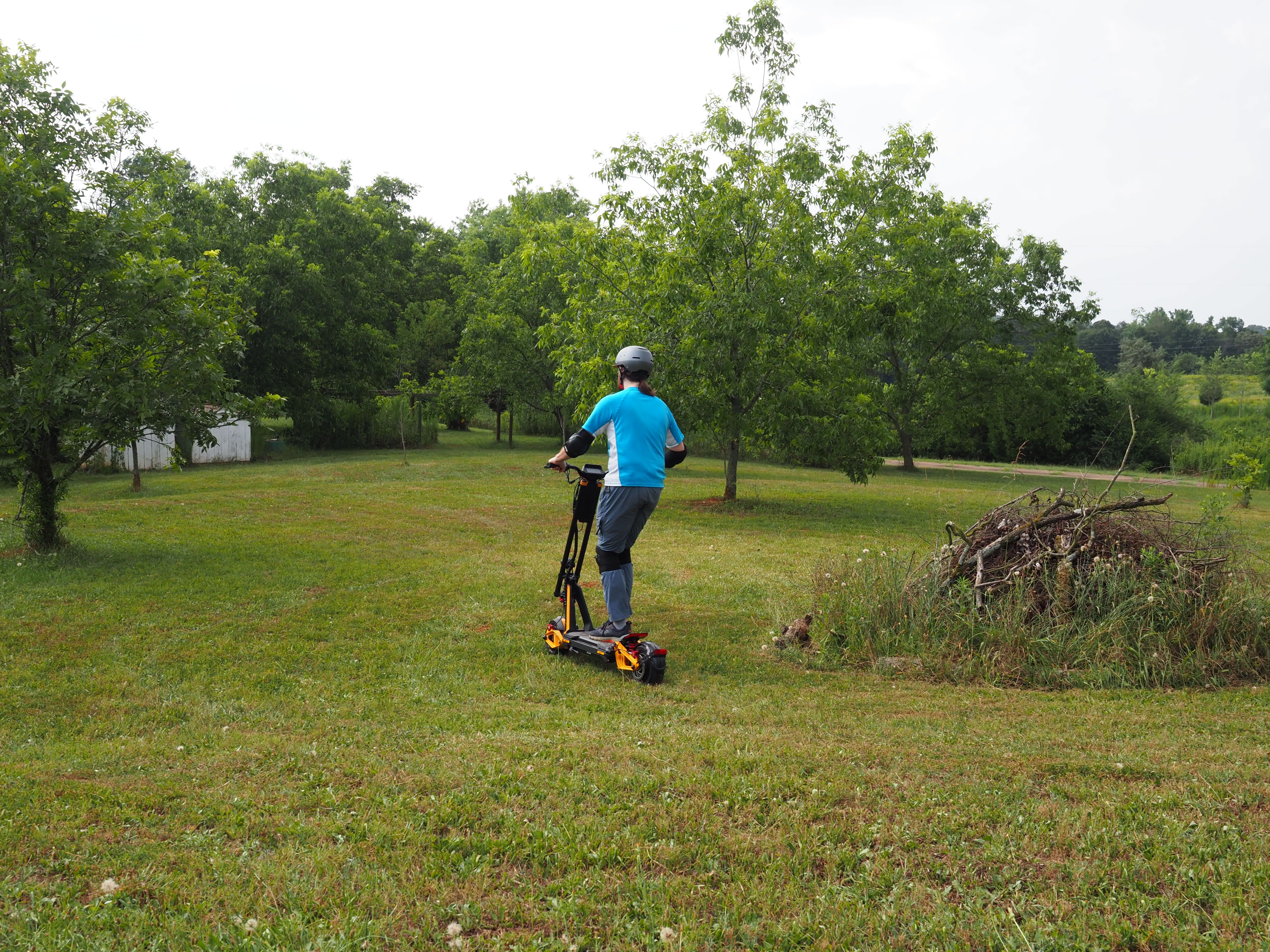 Inmotion RS Review: The 68mph Transforming eScooter Beast