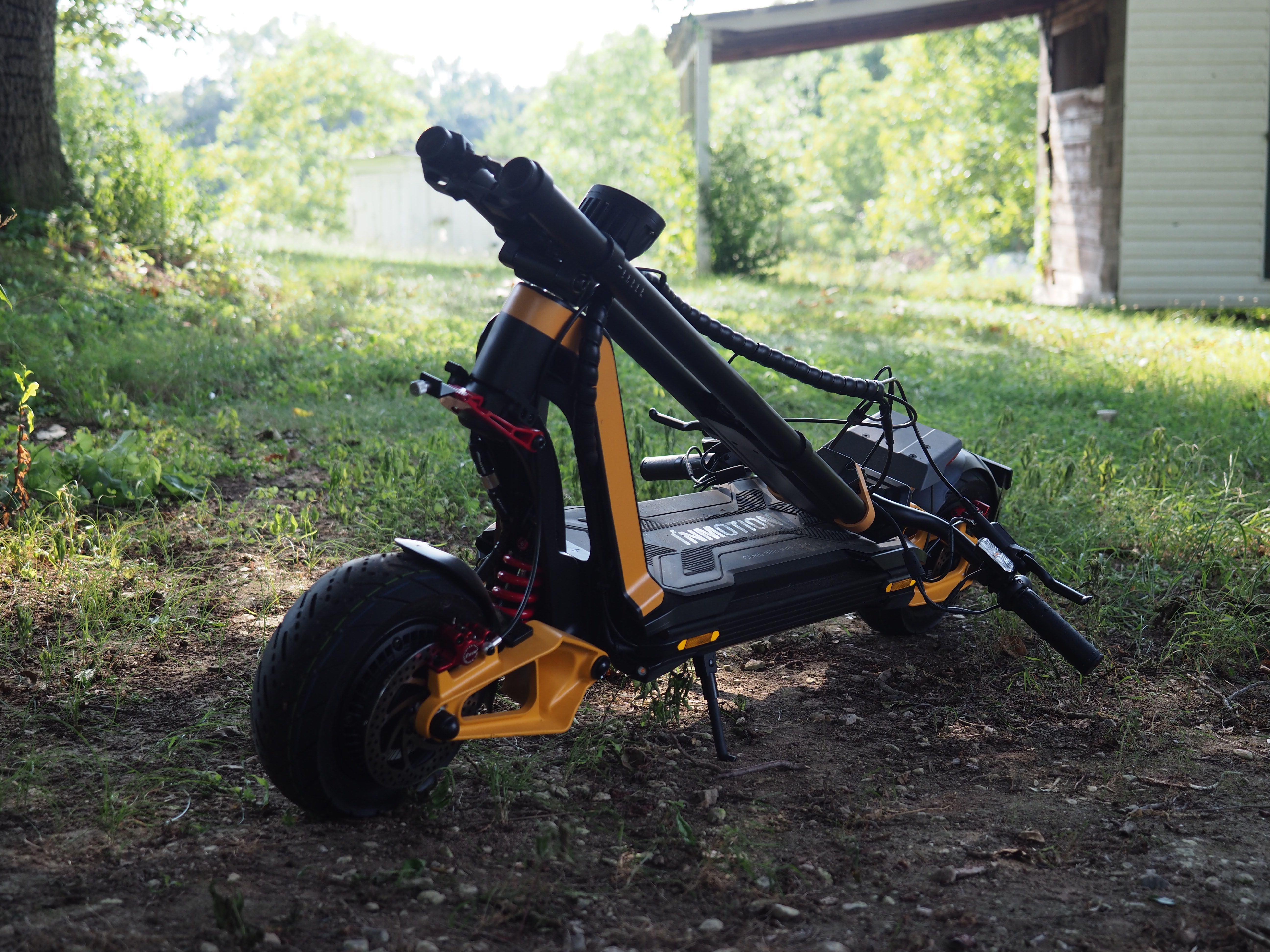 Inmotion RS Review: The 68mph Transforming eScooter Beast