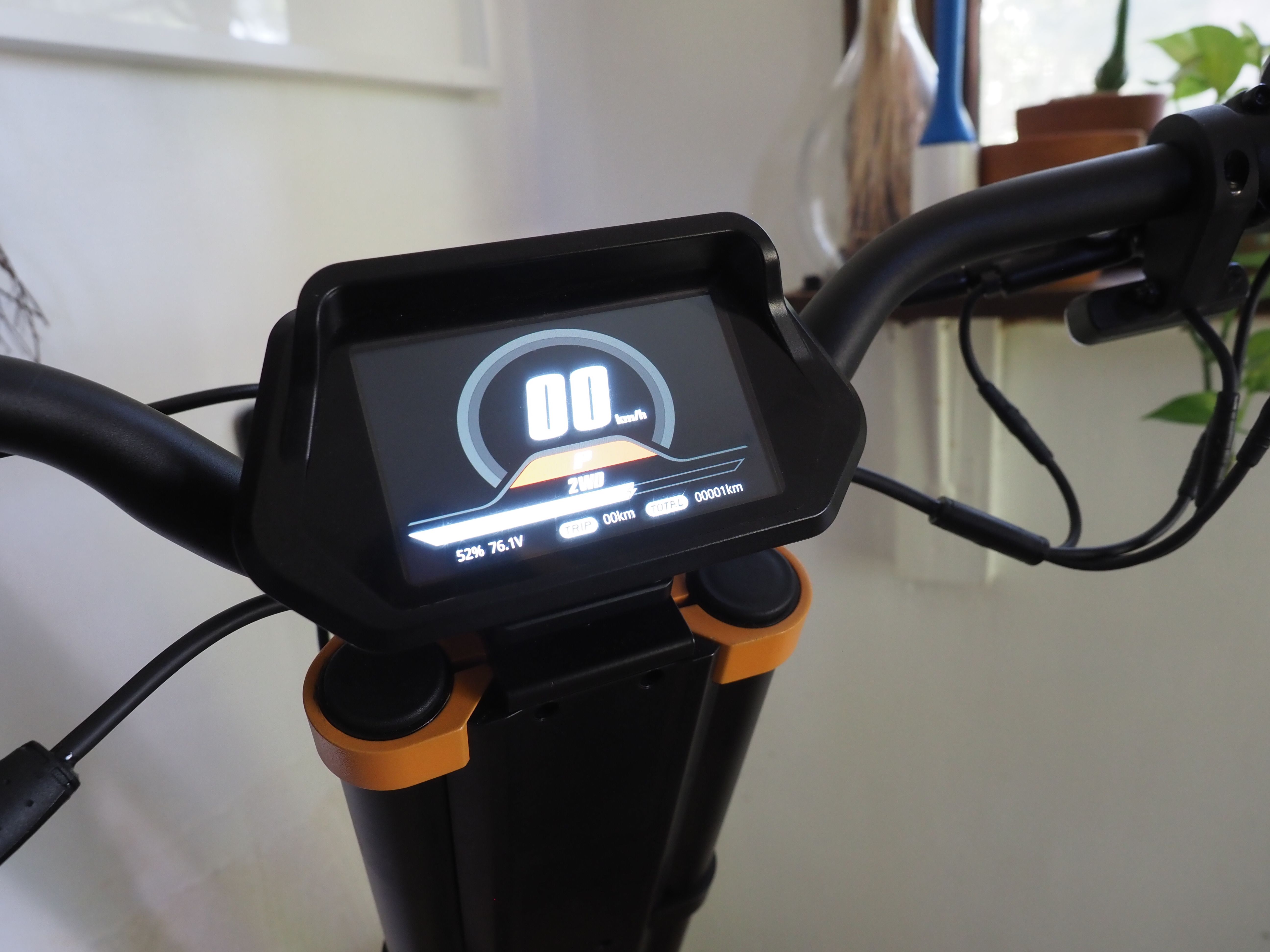 Inmotion RS Review: The 68mph Transforming eScooter Beast