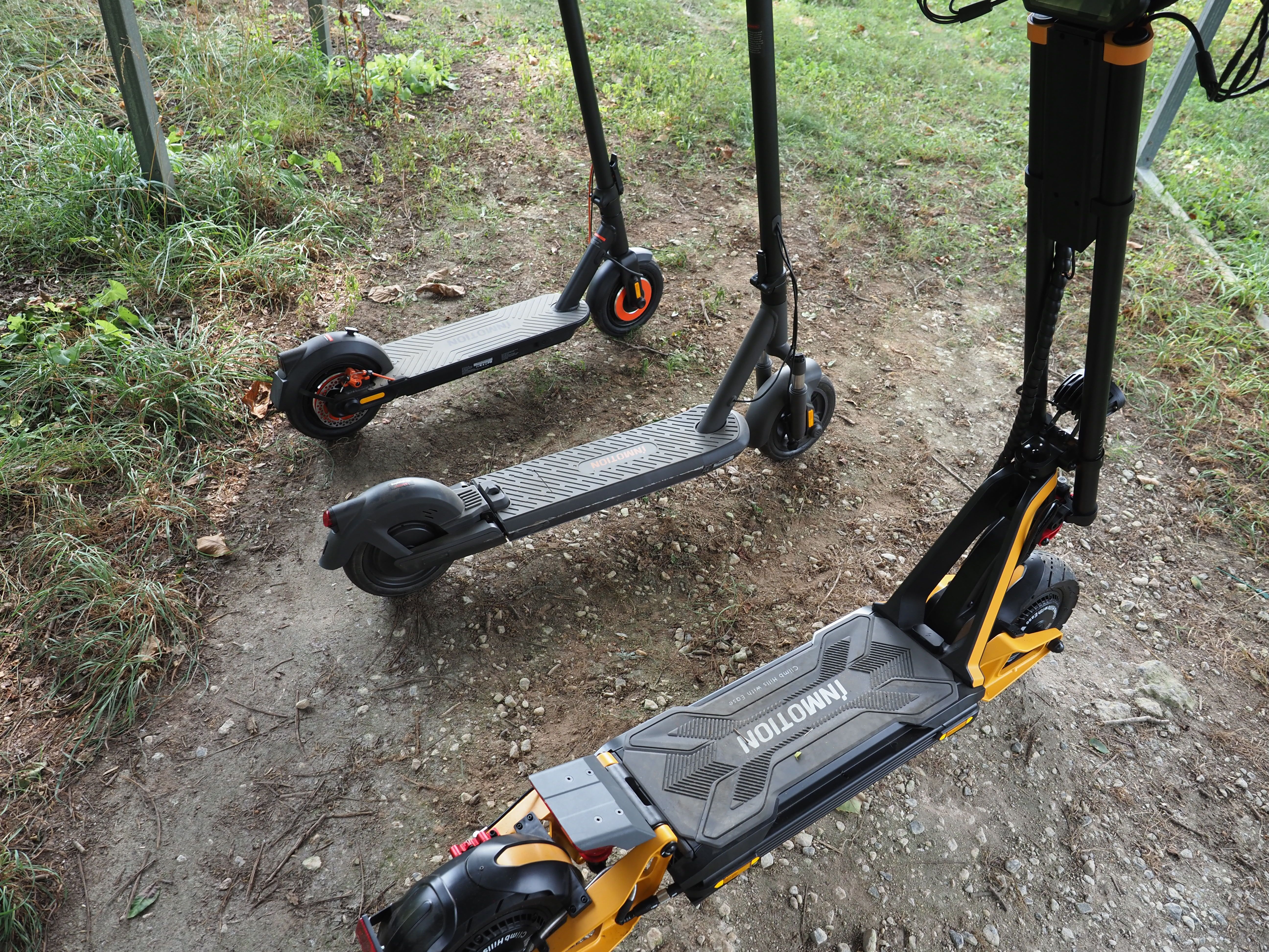 Inmotion RS Review: The 68mph Transforming eScooter Beast
