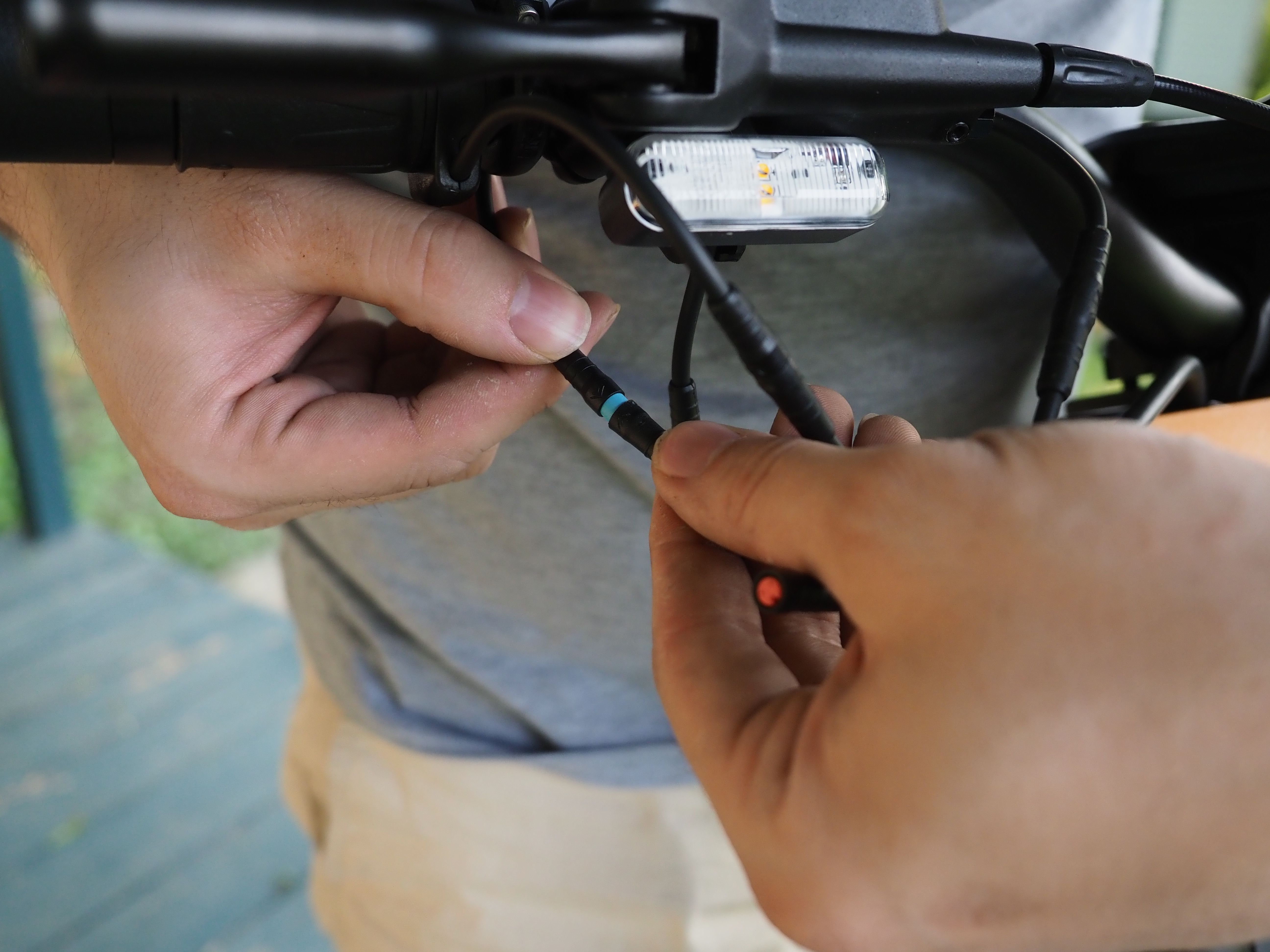 Inmotion RS Review: The 68mph Transforming eScooter Beast