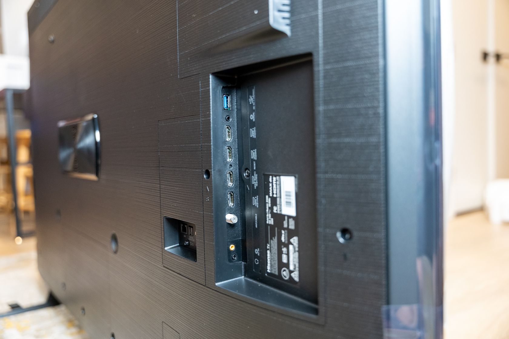 Hisense 65U8K: Flagship Specs for $1000