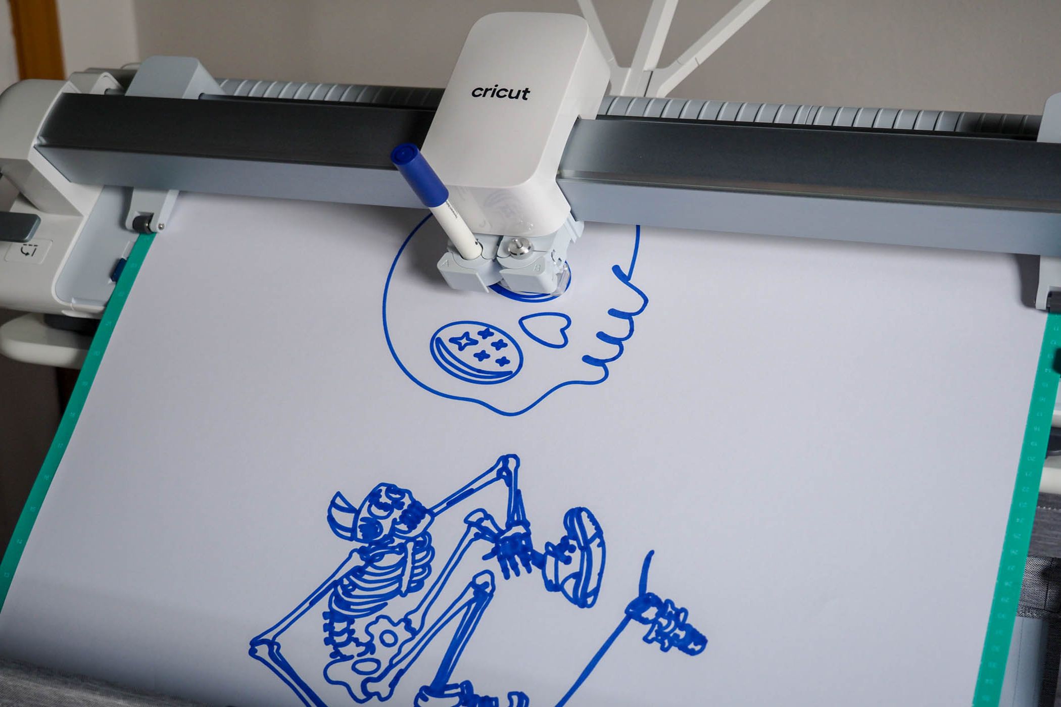 Cricut Venture Review: Large Format and Commercial Cutting Speeds at Home