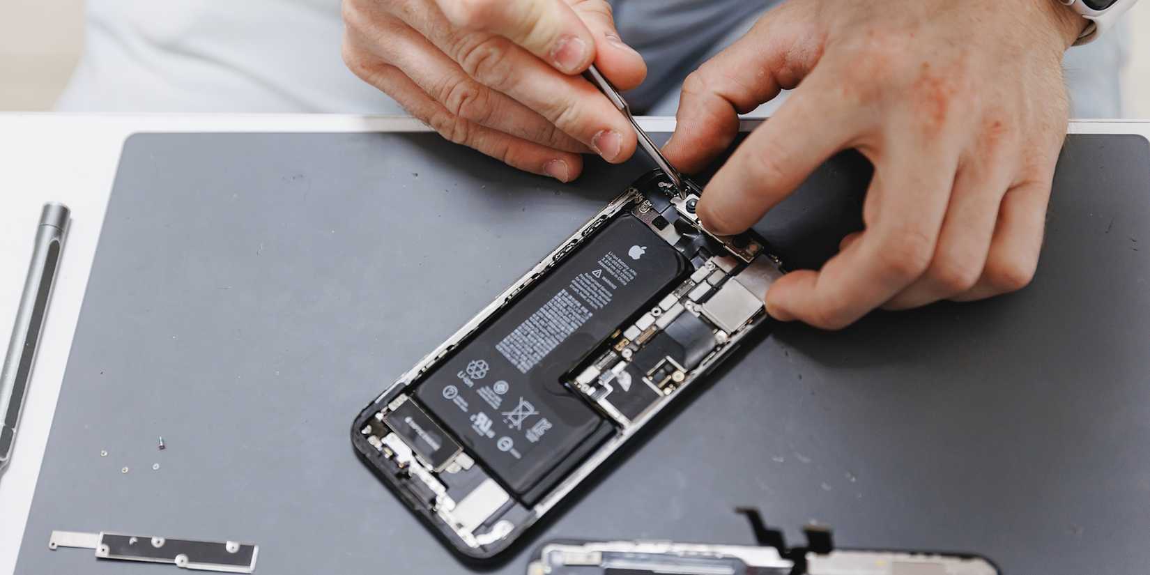 3 Options to Replace Your iPhone Battery