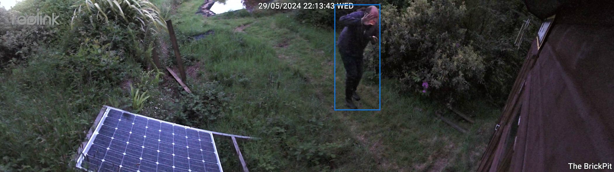 Reolink Argus 4 Pro Review: 180 Vision and Local Storage Makes This the ...