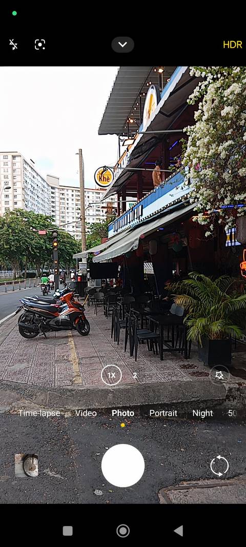 Take Dynamic Burst Photos on Android and iPhone Using These Tips