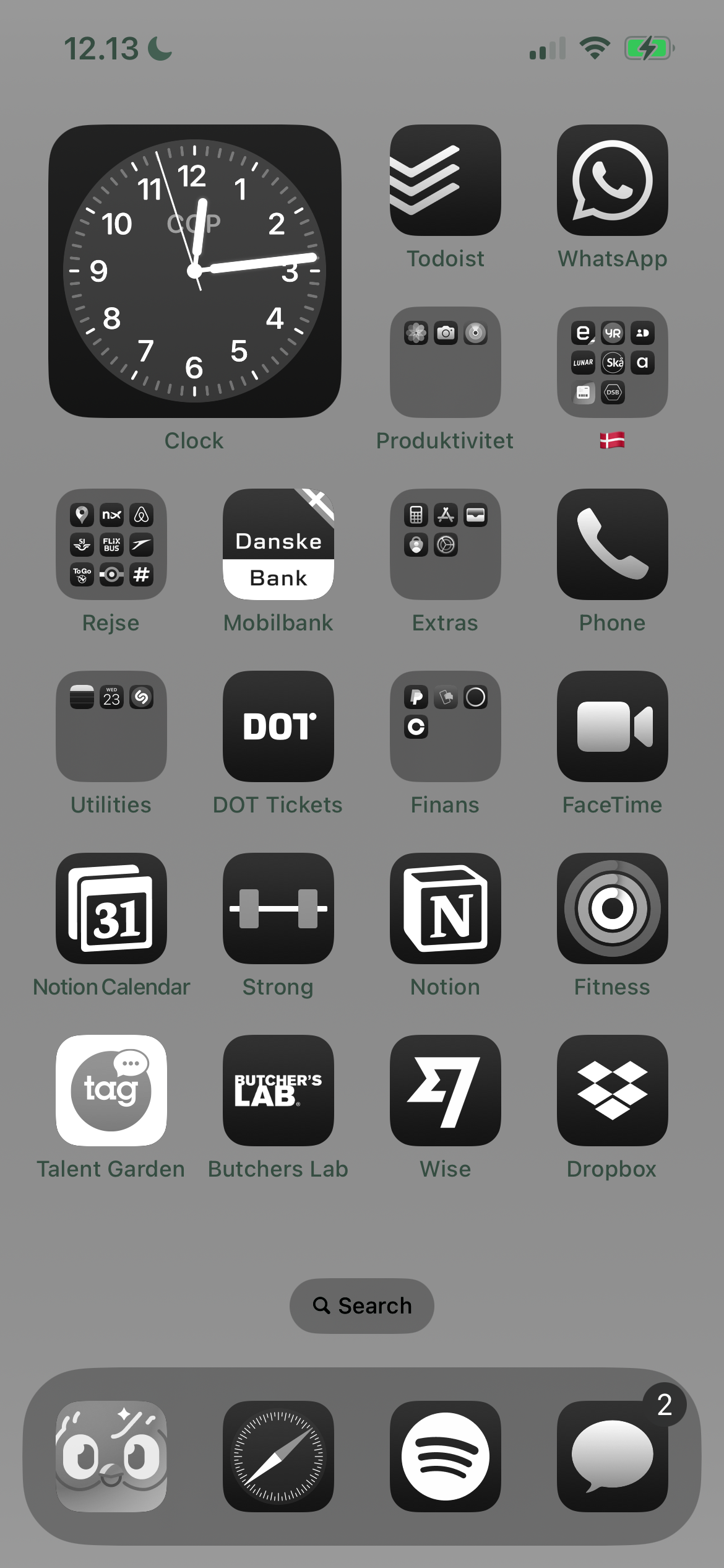 11 Creative iPhone Home Screen Layouts to Organize Your Apps