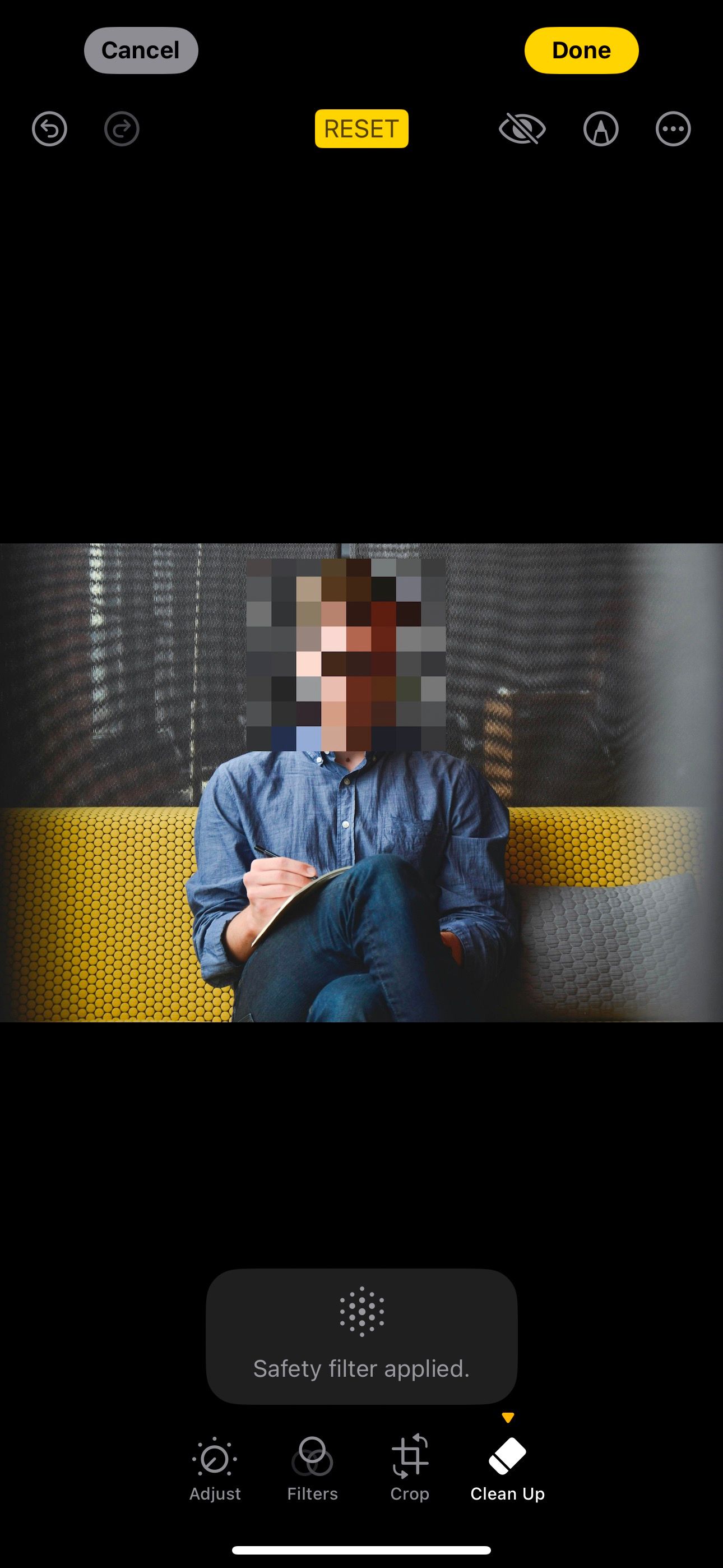 You Can Pixelate People's Faces in Photos Using iPhone's Clean Up Tool