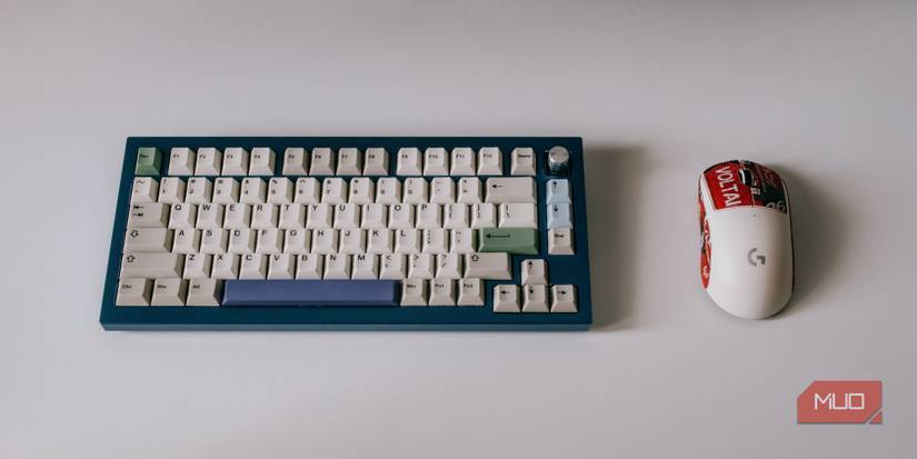 6 Ways to Reduce Pain While Typing on a Keyboard
