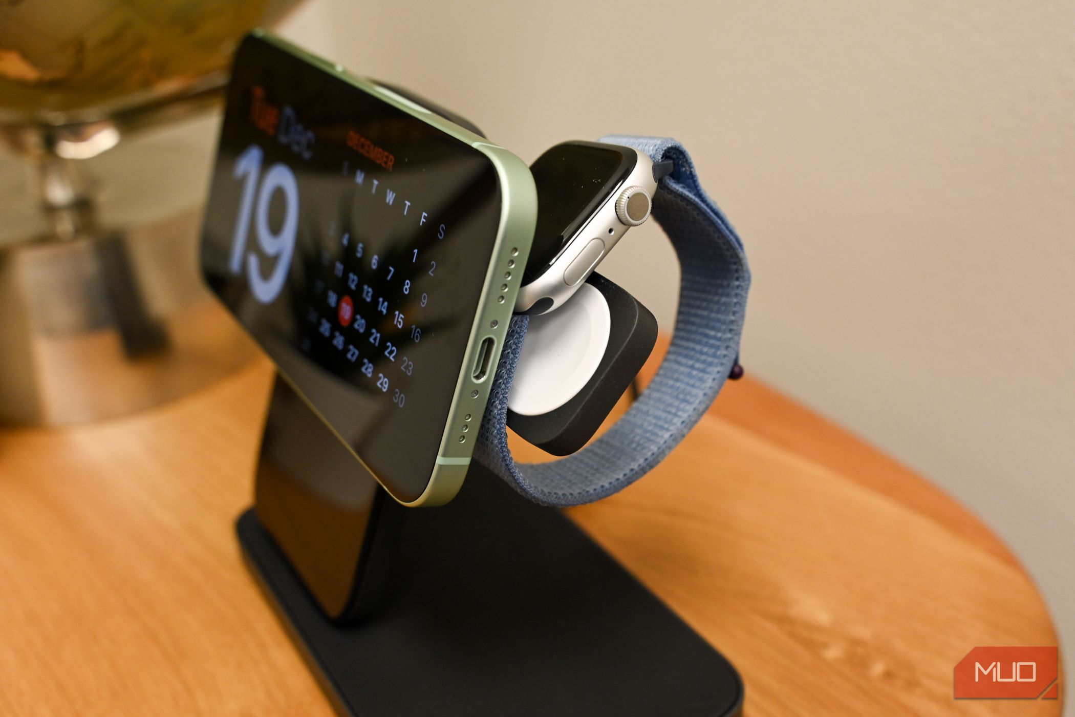 Nomad Stand One Max Review: A Near-Perfect Bedside Charger for Your ...