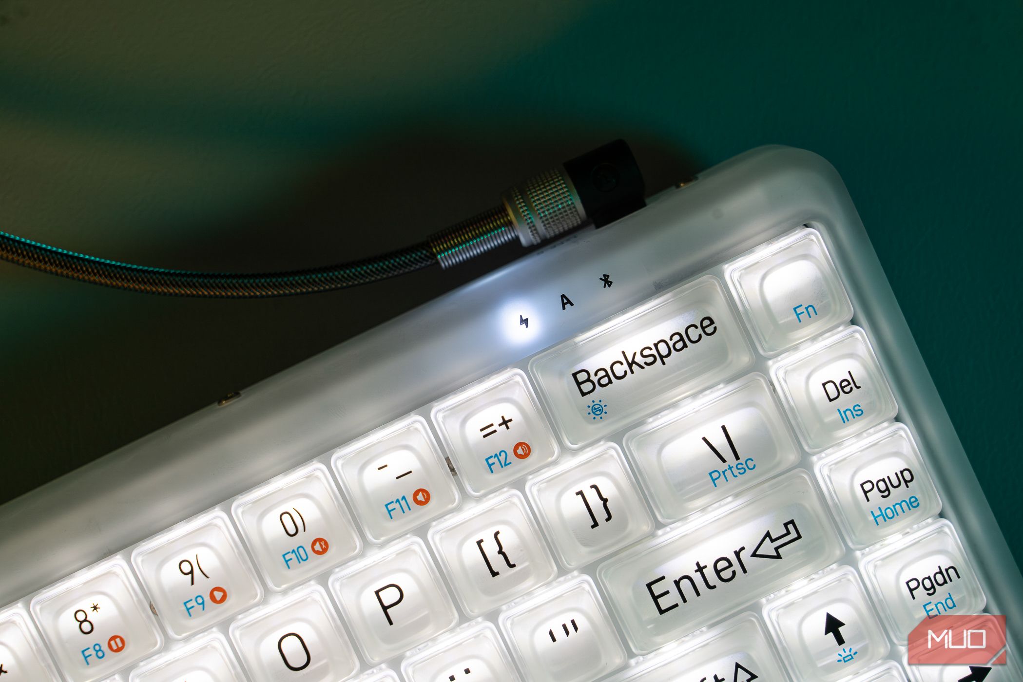 Add a Touch of Transparency to Your Desk With This Mechanical Keyboard ...