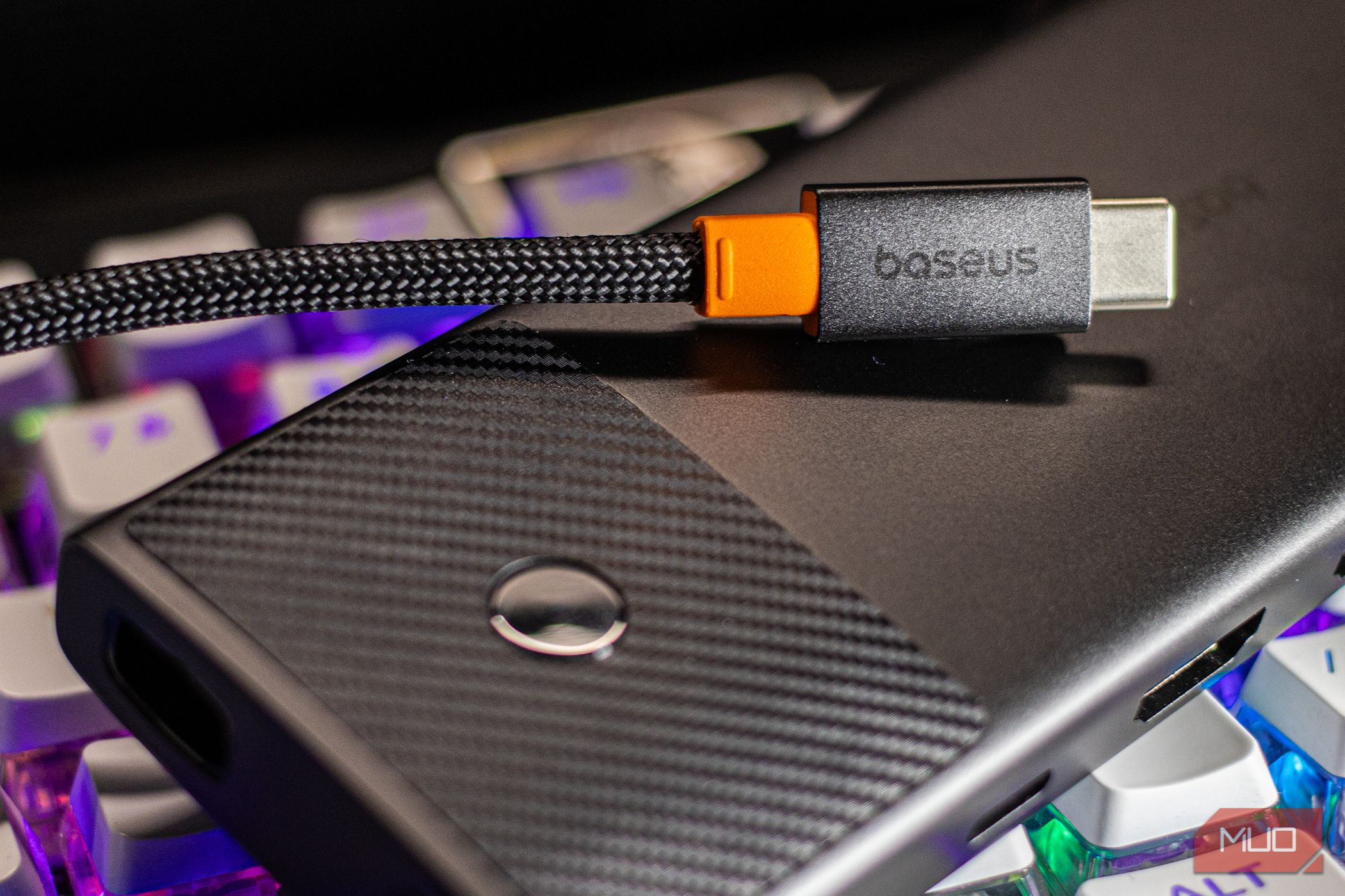 Baseus Metal Gleam Series II 10-in-1 USB Hub Review: All the Ports You ...