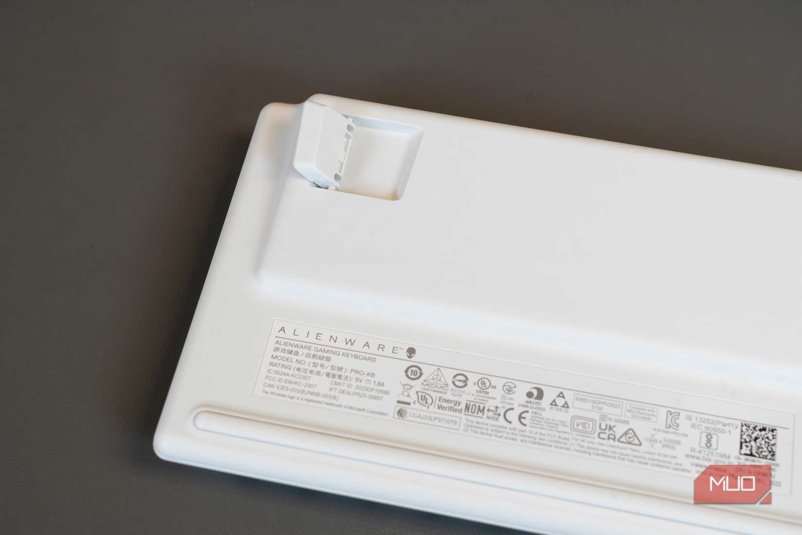 Alienware Pro Gaming Wireless Keyboard Review: Truly Superb