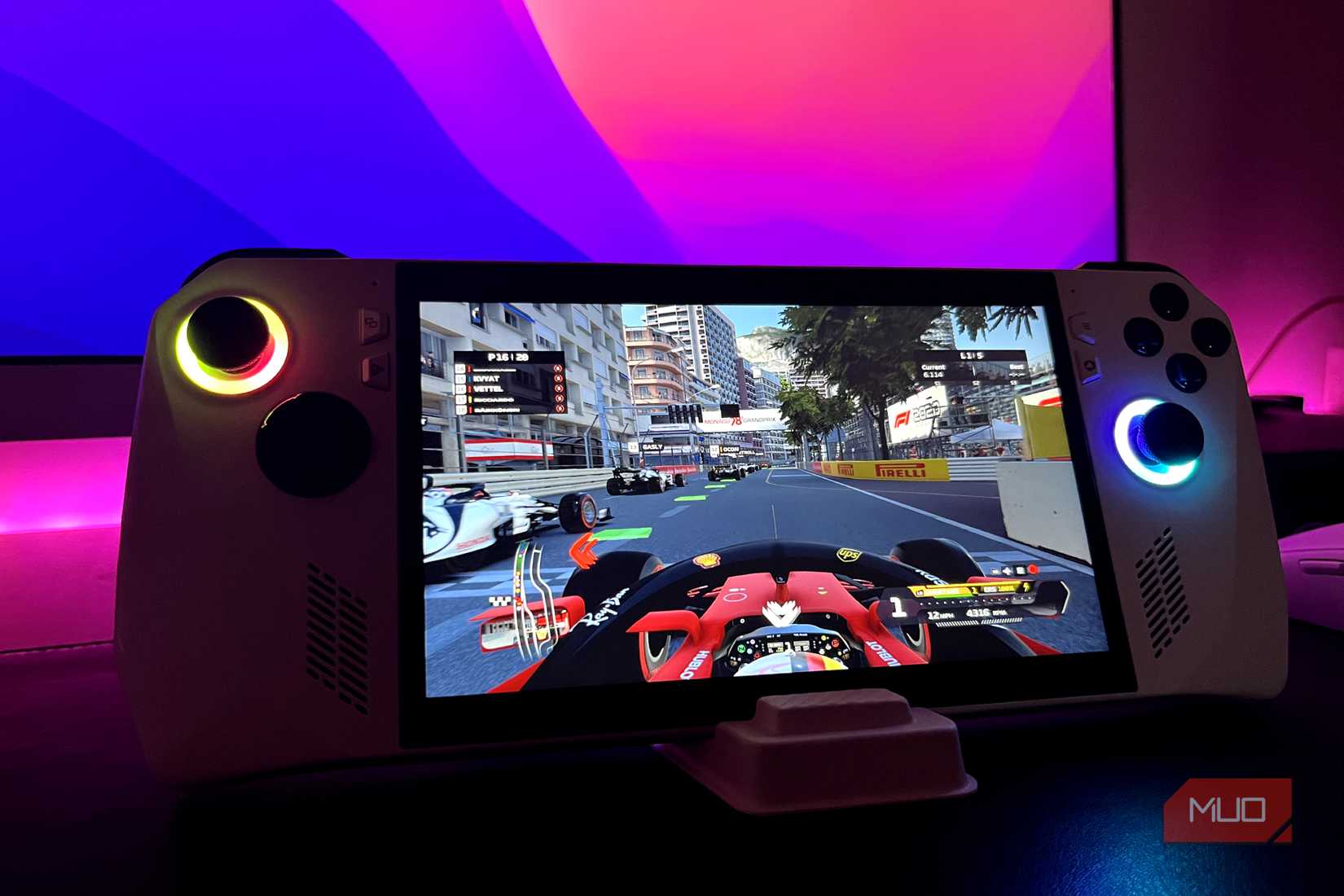 Why I Got the Asus ROG Ally Instead of the Steam Deck OLED