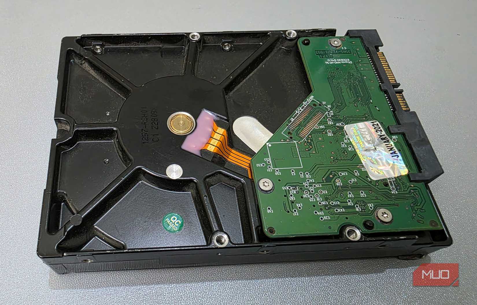 I Never Throw Away My Hard Drives: 4 Ways to Reuse Them